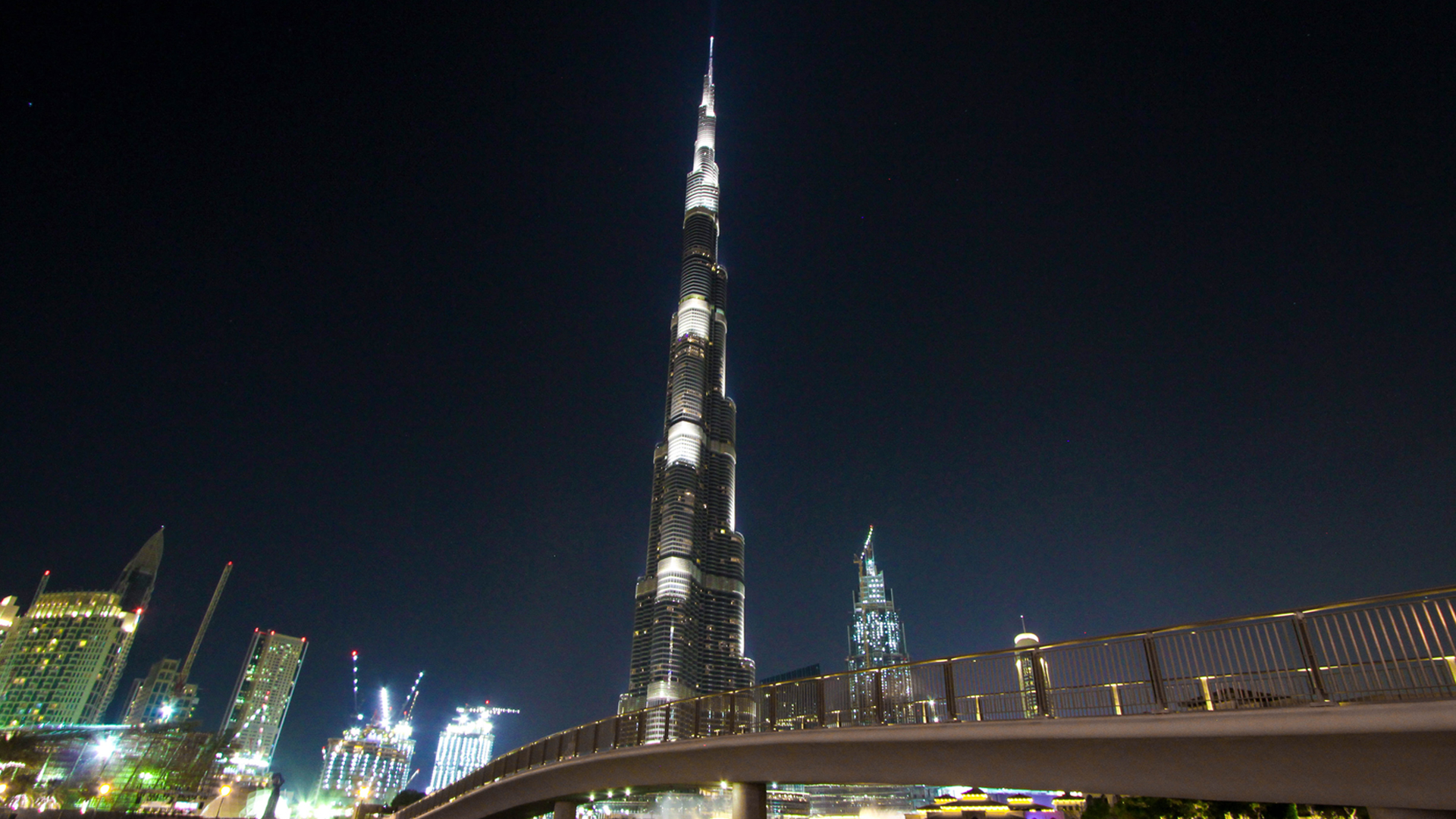 4 estructuras metálicas más famosas del mundo | Concreacero